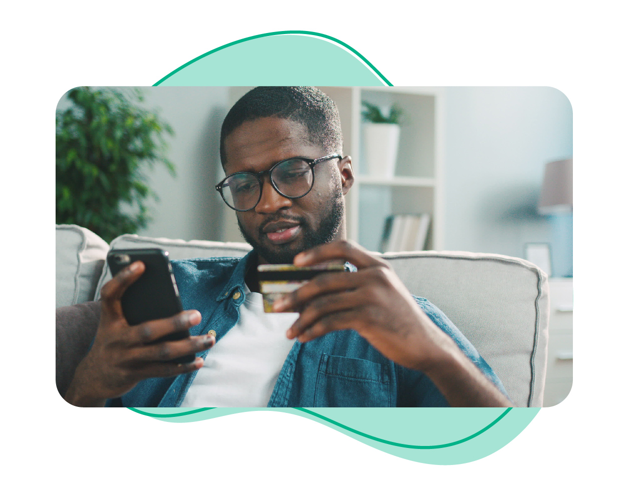 Should Landlords Accept Credit Card Rent Payments? | MRI Rent Payment